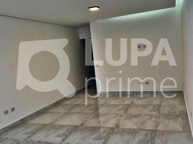 CASA COM 3 QUARTOS E 4 VAGAS DE GARAGEM À VENDA NA PARADA INGLESA