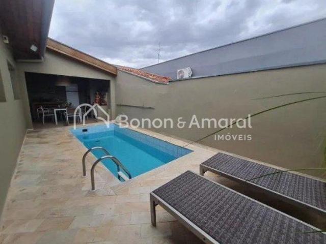 Casa com 3 Quartos e 5 banheiros à Venda na Vila Nogueira