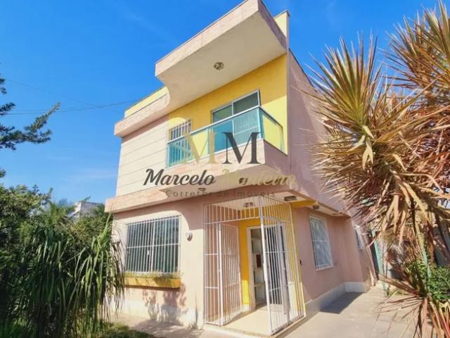 Casa com 3 Quartos e 5 banheiros à Venda, 200 m² por R$ 419.000