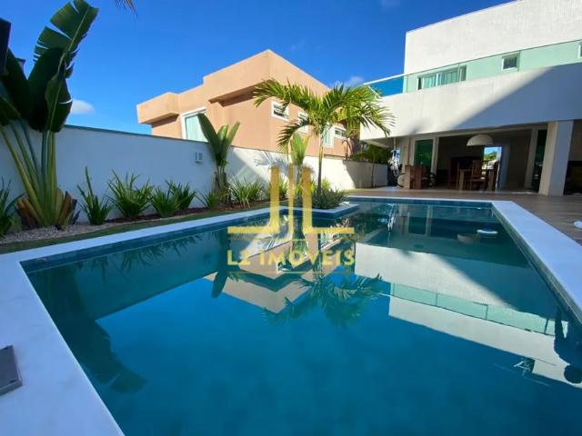Casa com 3 Quartos e 5 banheiros à Venda, 370 m² por R$ 2.699.000