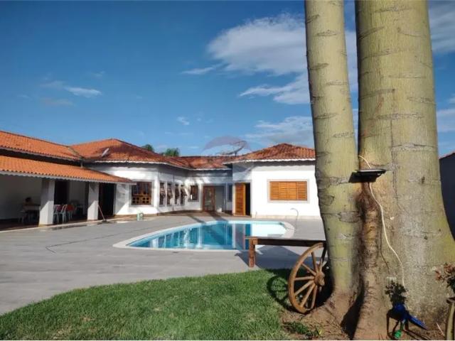 Casa com 3 Quartos e 6 banheiros à Venda, 343 m² por R$ 1.479.990