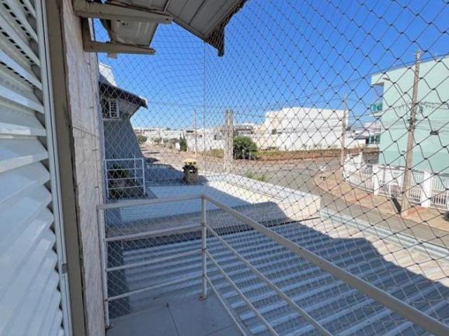 Casa com 3 quartos e 80 m² à venda em Jardim Terramérica I