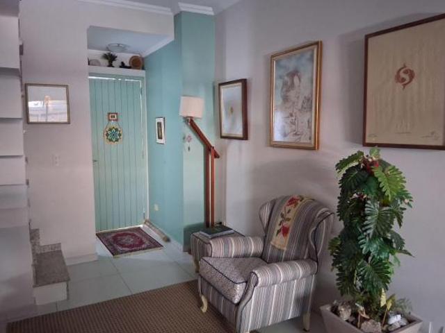 Casa com 3 quartos e 90 m² à venda em Santo Amaro
