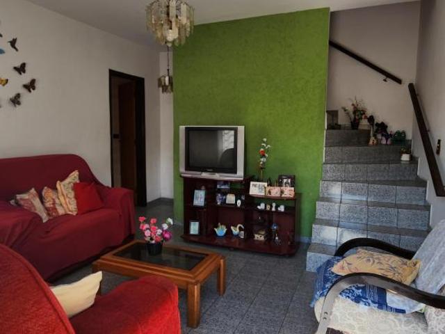 Casa com 3 quartos e 120 m² à venda em Cidade Ademar