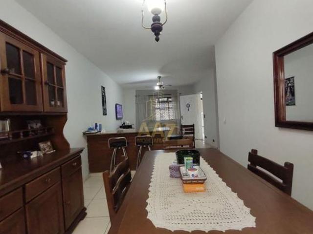Casa com 3 quartos e 120 m² à venda em Jardim Santos Dumont