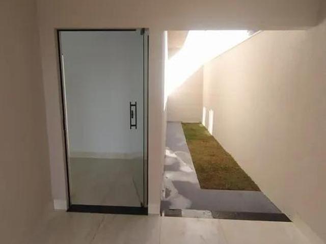 Casa com 3 quartos e 120 m² à venda em Vila Santo Antônio