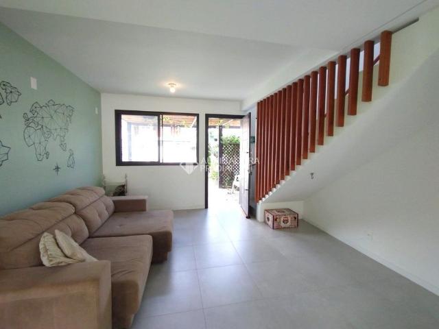 Casa com 3 quartos e 130m² para alugar em Campeche, Florianópolis
