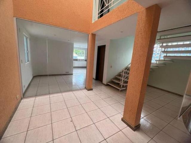 Casa com 3 quartos e 140 m² à venda no Conjunto Residencial Butantã São Paulo/SP