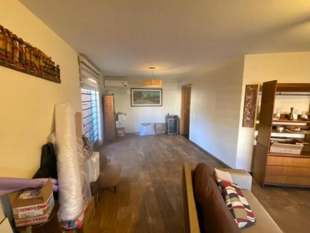 Casa com 3 Quartos e 140 m² à Venda em Jardim Bonfiglioli