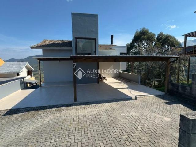 Casa com 3 quartos e 150m² para alugar em Ferraz, Garopaba