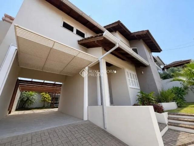 Casa com 3 quartos e 151m² para alugar em Rincão, Novo Hamburgo