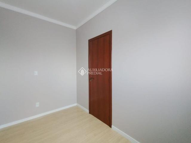 Casa com 3 quartos e 153m² para alugar em Igara, Canoas