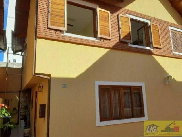 Casa com 3 quartos e 159 m² à venda em Vila Gomes