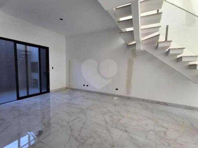 Casa com 3 quartos e 170 m² à venda em Capão da Imbuia
