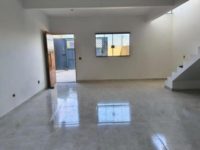 Casa com 3 quartos e 175 m² à venda no Porta 3 CAJAMAR ACEITA PERMUTA