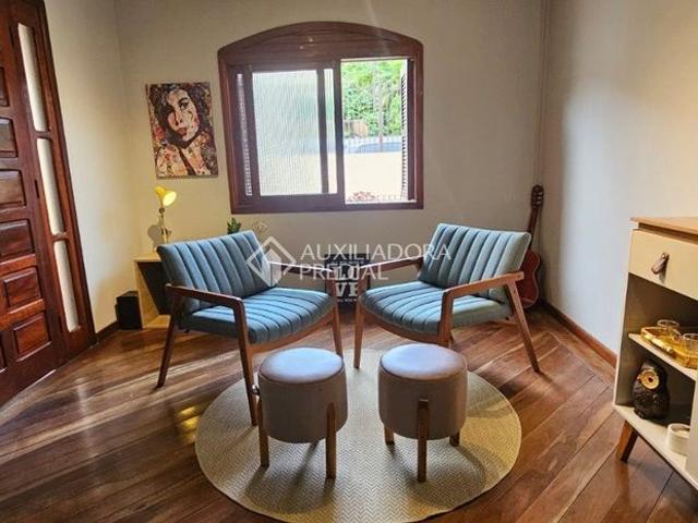 Casa com 3 quartos e 182m² para alugar em Nossa Senhora das Graças, Canoas