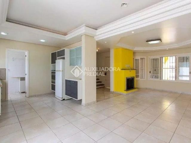 Casa com 3 quartos e 185m² para alugar em Hípica, Porto Alegre