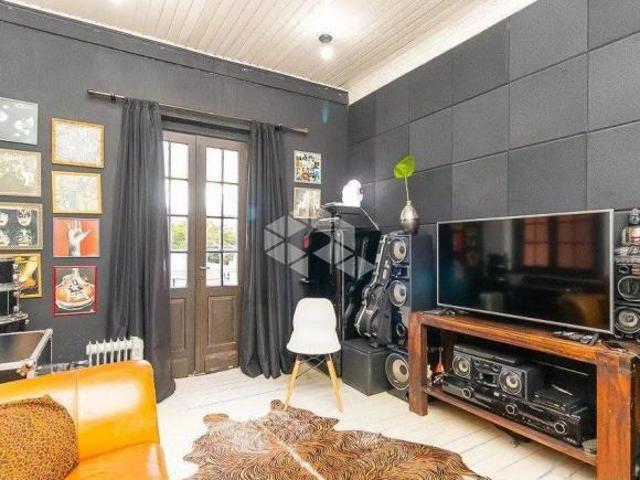 Casa com 3 quartos e 198m² à venda no bairro Auxiliadora