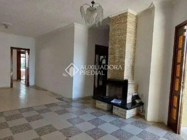 Casa com 3 quartos e 199m² para alugar em Cristo Redentor, Porto Alegre