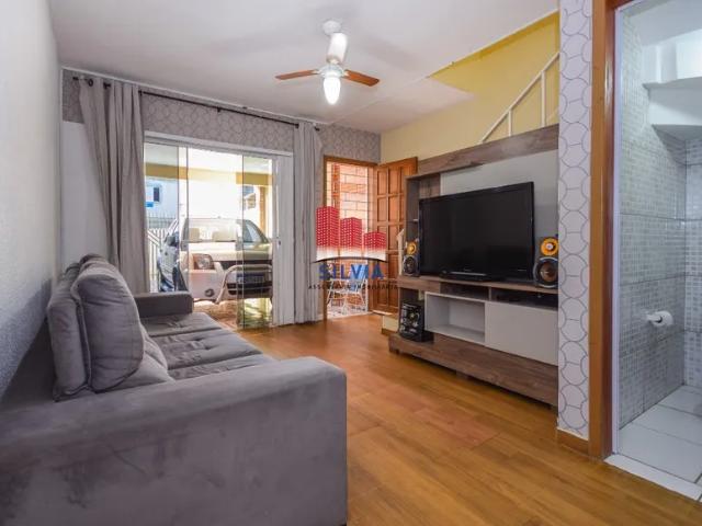 Casa com 3 Quartos e 1 banheiro à Venda, 100 m² por R$ 299.999