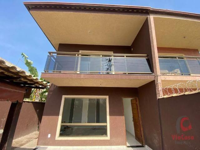 Casa com 3 Quartos e 1 banheiro à Venda, 113 m² por R$ 360.000
