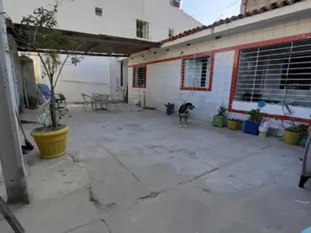 Casa com 3 Quartos e 1 banheiro à Venda, 120 m² por R$ 230.000