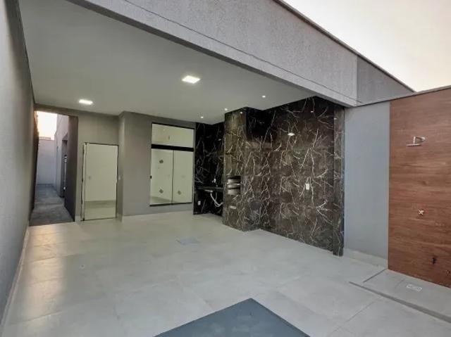 Casa com 3 Quartos e 1 banheiro à Venda, 120 m² por R$ 270.000