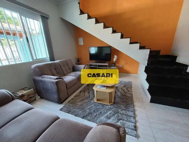 Casa com 3 Quartos e 1 banheiro à Venda, 121 m² por R$ 470.000