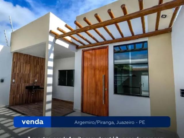 Casa com 3 Quartos e 1 banheiro à Venda, 134 m² por R$ 270.000