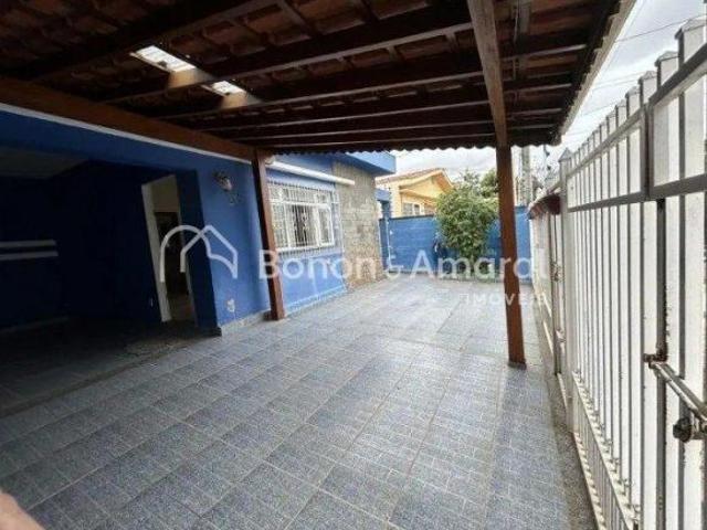 Casa com 3 Quartos e 1 banheiro à Venda, 155 m²