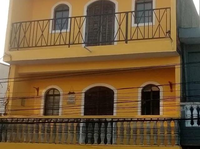 Casa com 3 Quartos e 1 banheiro à Venda, 177 m² por R$ 445.999