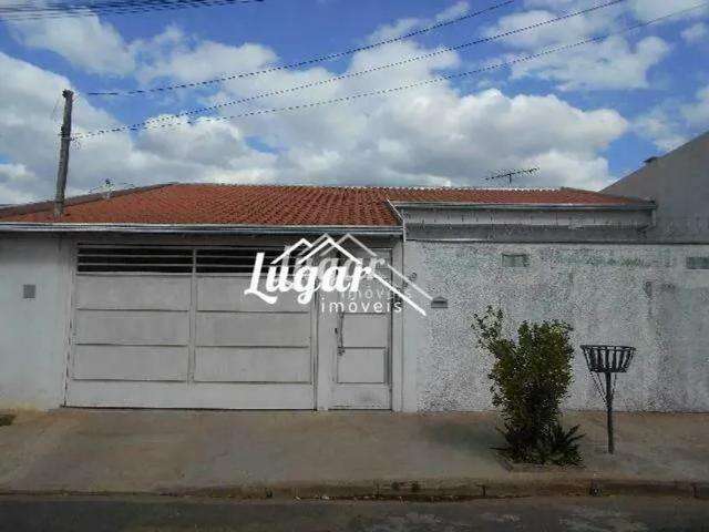Casa com 3 Quartos e 1 banheiro à Venda, 170 m² por R$ 350.000