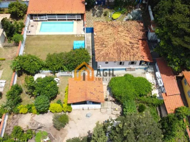 Casa com 3 Quartos e 1 banheiro à Venda, 450 m² por R$ 949.980