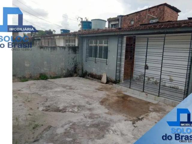 Casa com 3 Quartos e 1 banheiro à Venda, 52 m² por R$ 135.000