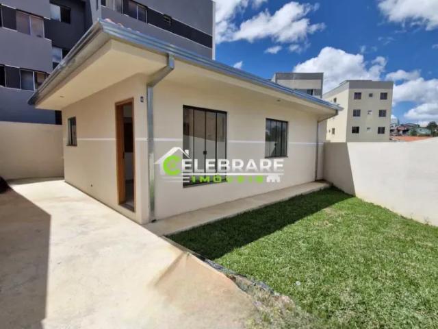 Casa com 3 Quartos e 1 banheiro à Venda, 54 m² por R$ 350.000