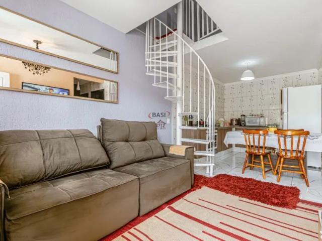 Casa com 3 Quartos e 1 banheiro à Venda, 61 m² por R$ 370.000