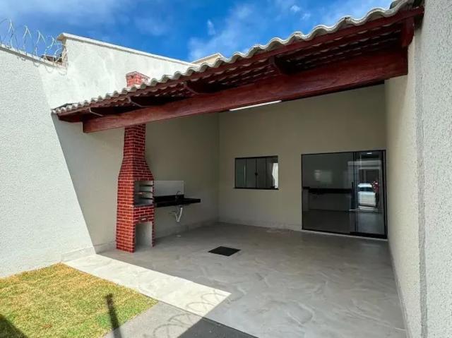 Casa com 3 Quartos e 1 banheiro à Venda, 64 m² por R$ 290.000