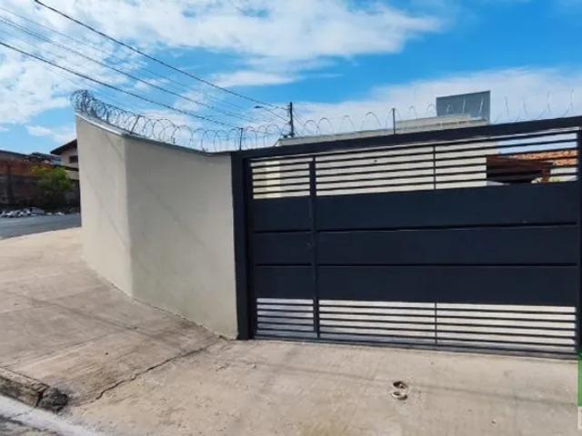 Casa com 3 Quartos e 1 banheiro à Venda, 69 m² por R$ 361.000