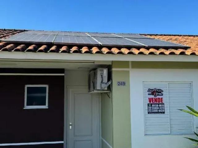 Casa com 3 Quartos e 1 banheiro à Venda, 70 m² por R$ 275.000