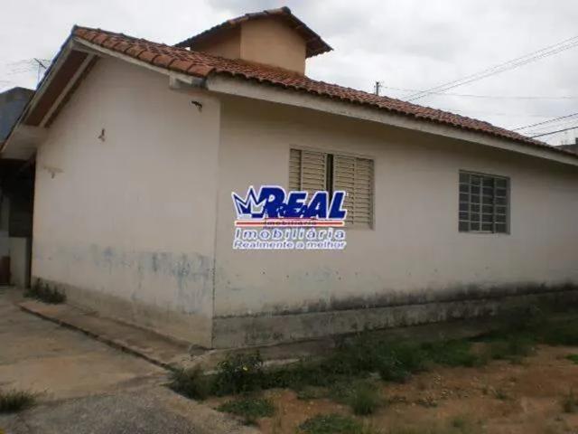 Casa com 3 Quartos e 1 banheiro à Venda, 70 m² por R$ 350.000
