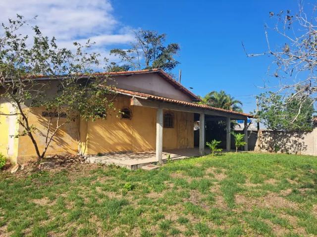 Casa com 3 Quartos e 1 banheiro à Venda, 80 m² por R$ 110.000