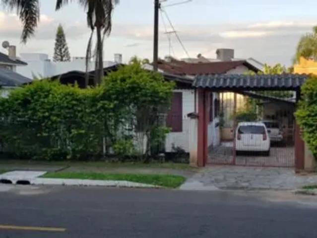 Casa com 3 Quartos e 1 banheiro à Venda, 80 m² por R$ 350.000