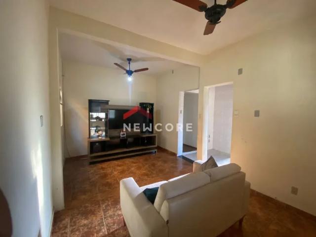 Casa com 3 Quartos e 1 banheiro à Venda, 82 m² por R$ 276.590