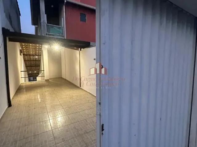 Casa com 3 Quartos e 1 banheiro à Venda, 89 m² por R$ 370.000