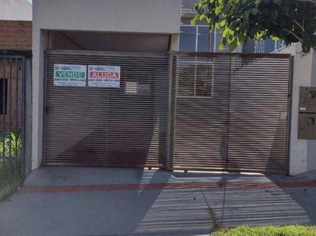 Casa com 3 Quartos e 1 banheiro à Venda, 90 m² por R$ 360.000