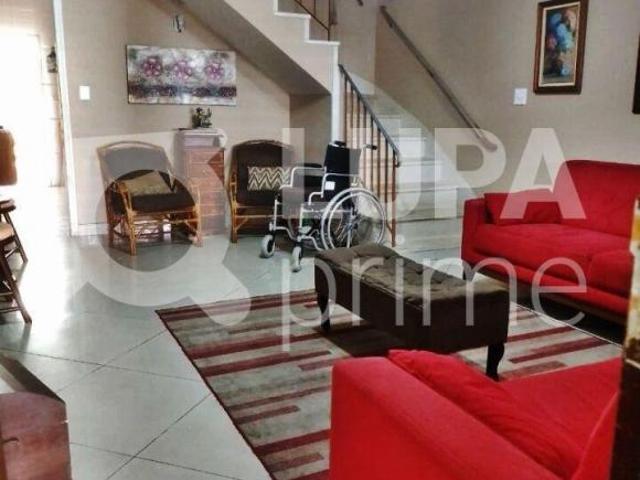 CASA COM 3 QUARTOS E 1 VAGA DE GARAGEM À VENDA NA VILA GUILHERME
