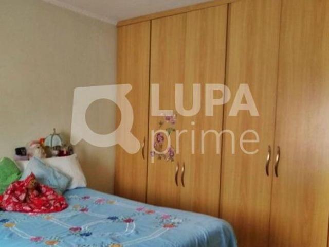 CASA COM 3 QUARTOS E 1 VAGA DE GARAGEM À VENDA NO CARRÃO