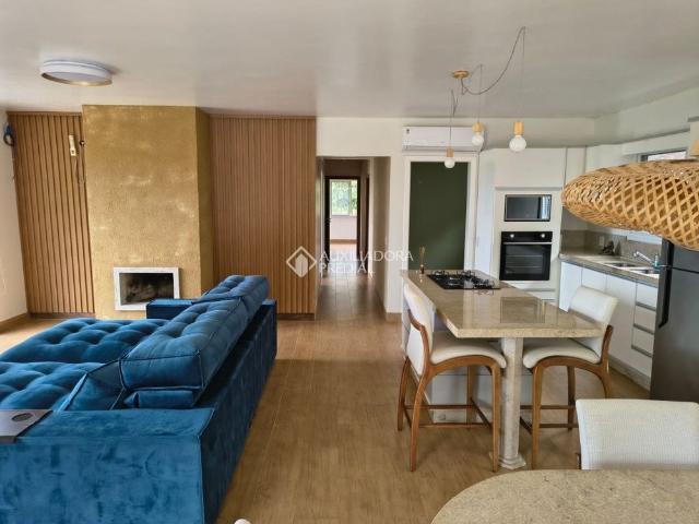 Casa com 3 quartos e 200m² para alugar em Macacu, Garopaba