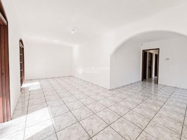 Casa com 3 quartos e 200m² para alugar em Trindade, Florianópolis
