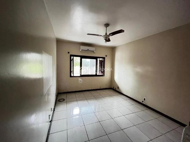 Casa com 3 quartos e 250m² para alugar em Sarandi, Porto Alegre